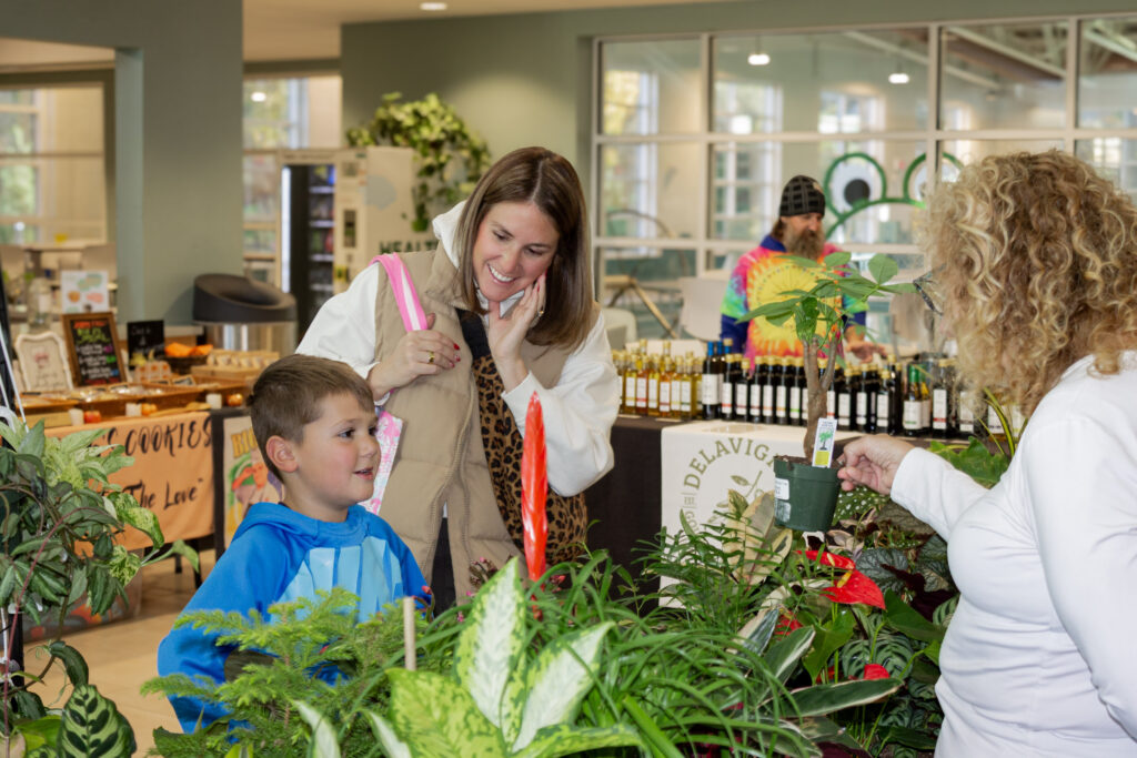 Indoor Market – Newtown Community Center